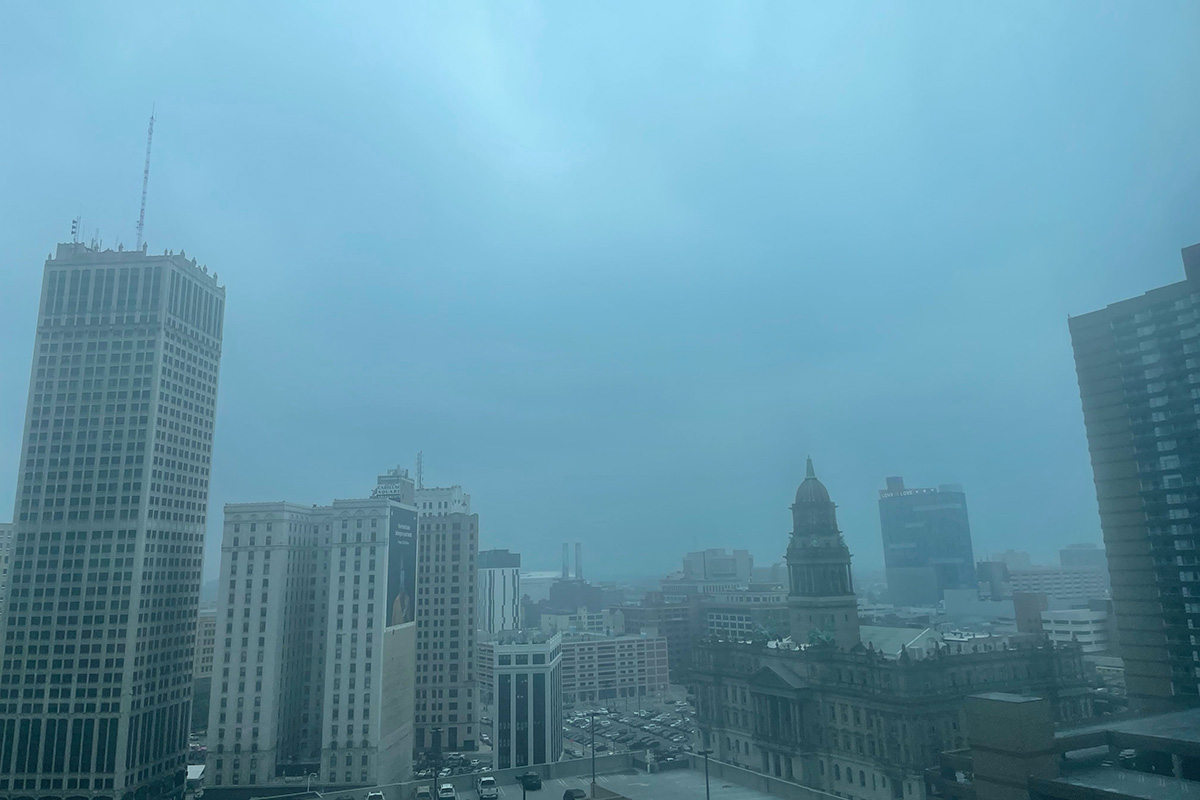 Detroit Health Department slow to warn residents about wildfire smoke ...