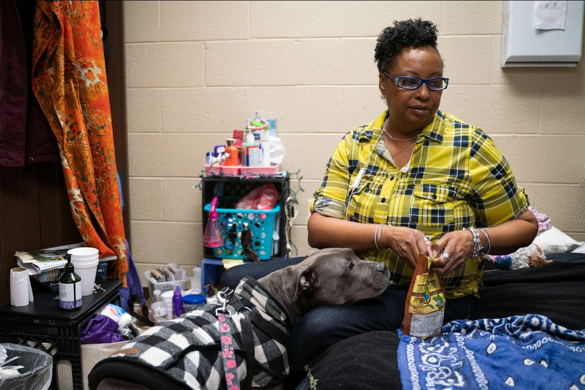 Thrive: One woman's journey out of homelessness - BridgeDetroit