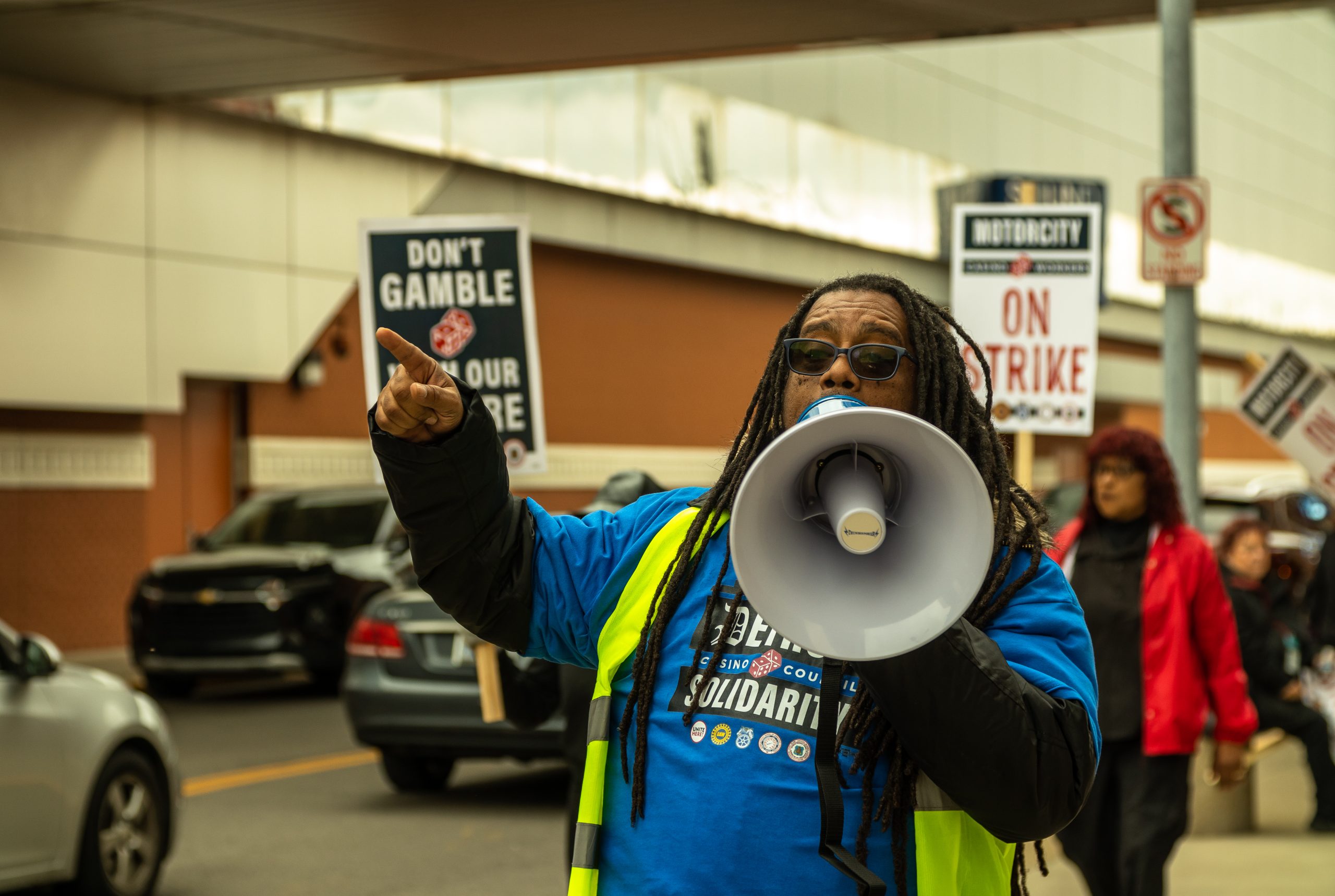 Workers across metro Detroit are on strike. Here’s who is on the picket ...