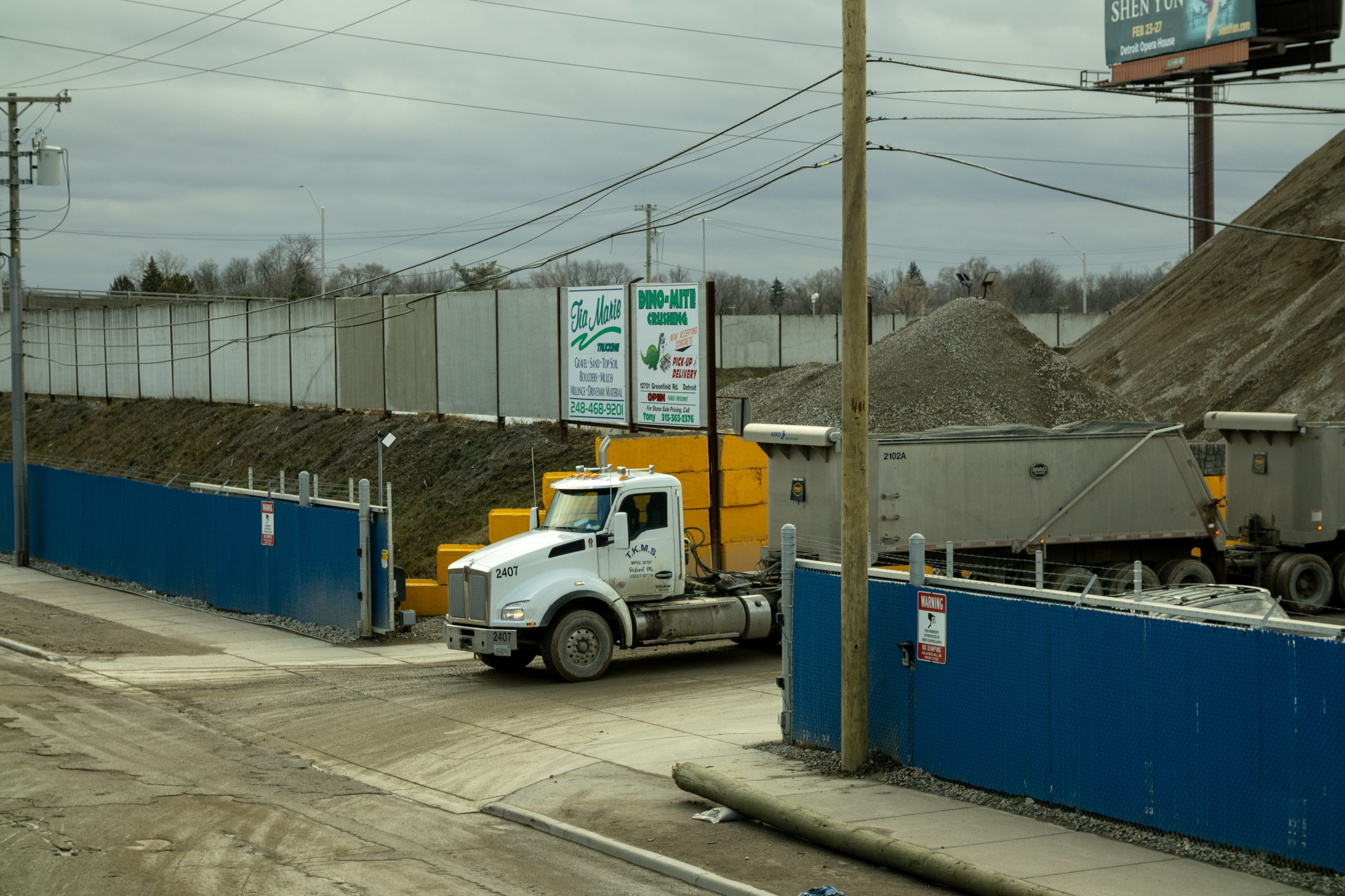 Detroit concrete crusher battle gets more complicated