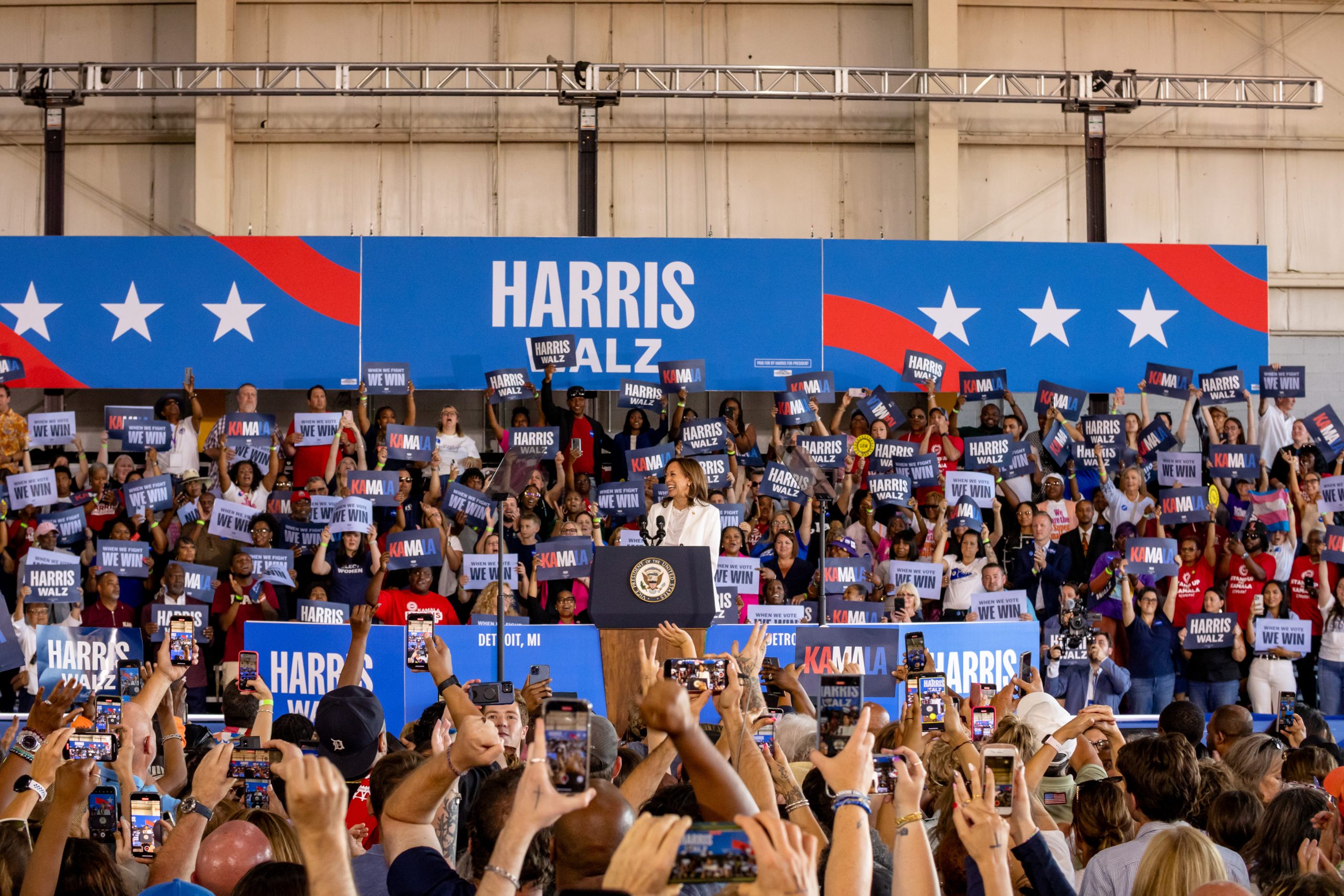 Harris campaign courts Gen Z voters in Detroit