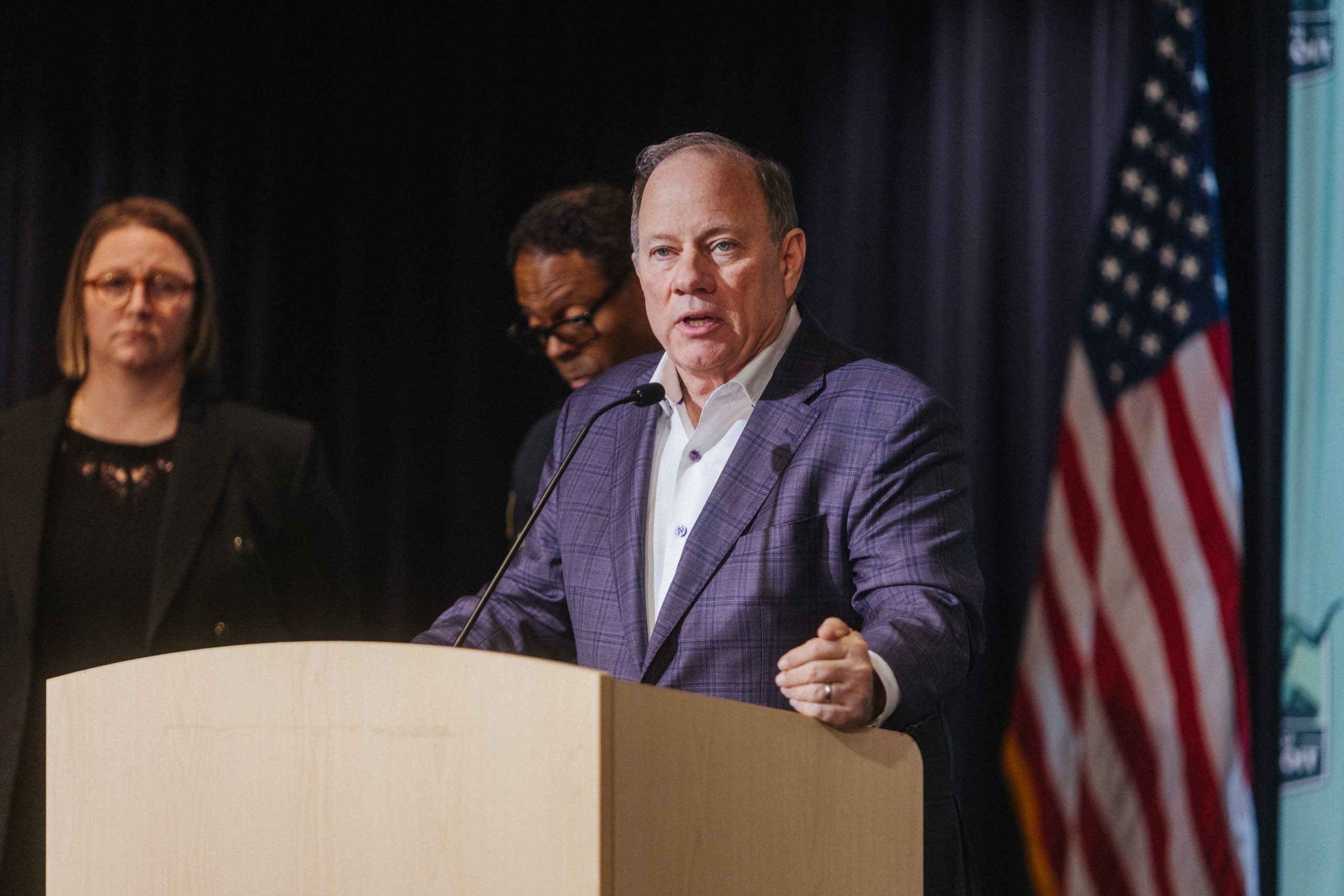 Duggan promises 24 hour housing hotline after kids die in parking garage