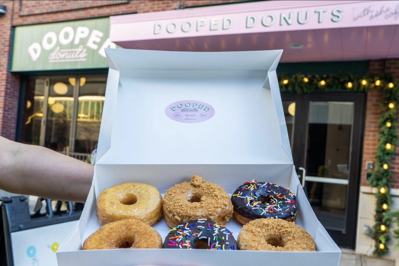 Detroit's all vegan Dooped Donuts shuts down