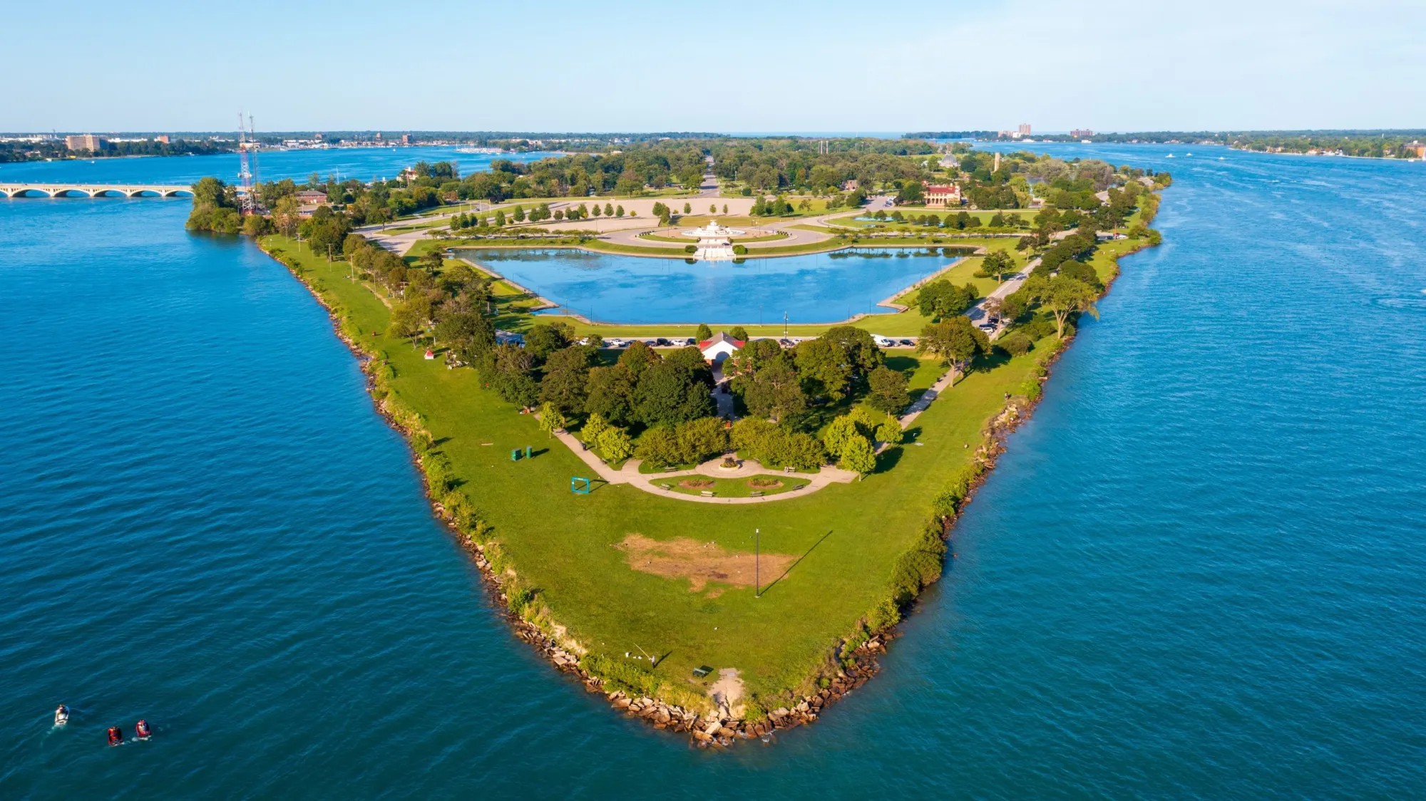 Traffic changes, bike track for Belle Isle